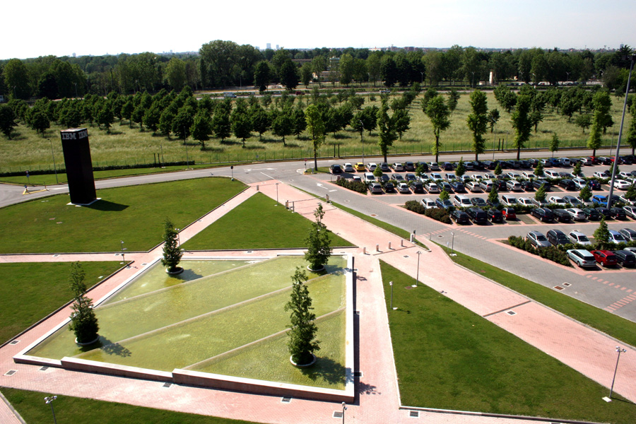 Peverelli design, construction and maintenance of green - centro ...